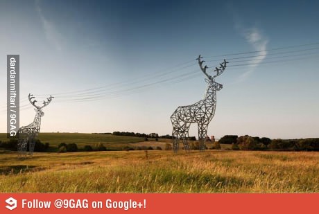 power line tower shaped like a deer! - Meme subido por bouwhuismj ...